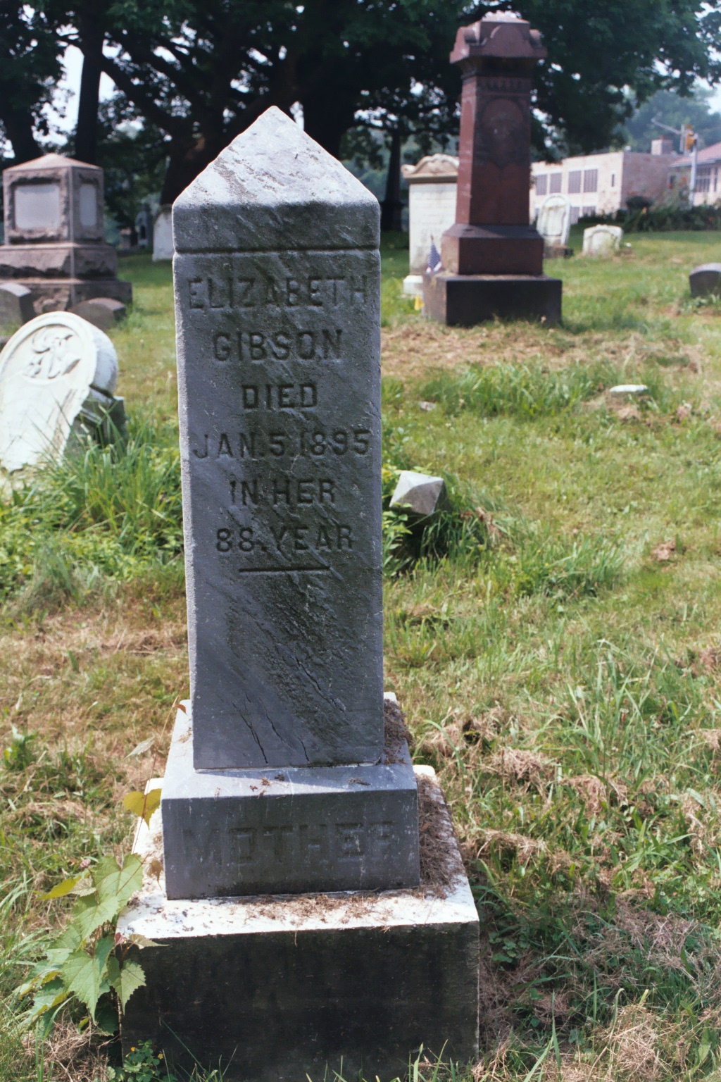 Gibson Tomb – St. Clair Cemetery