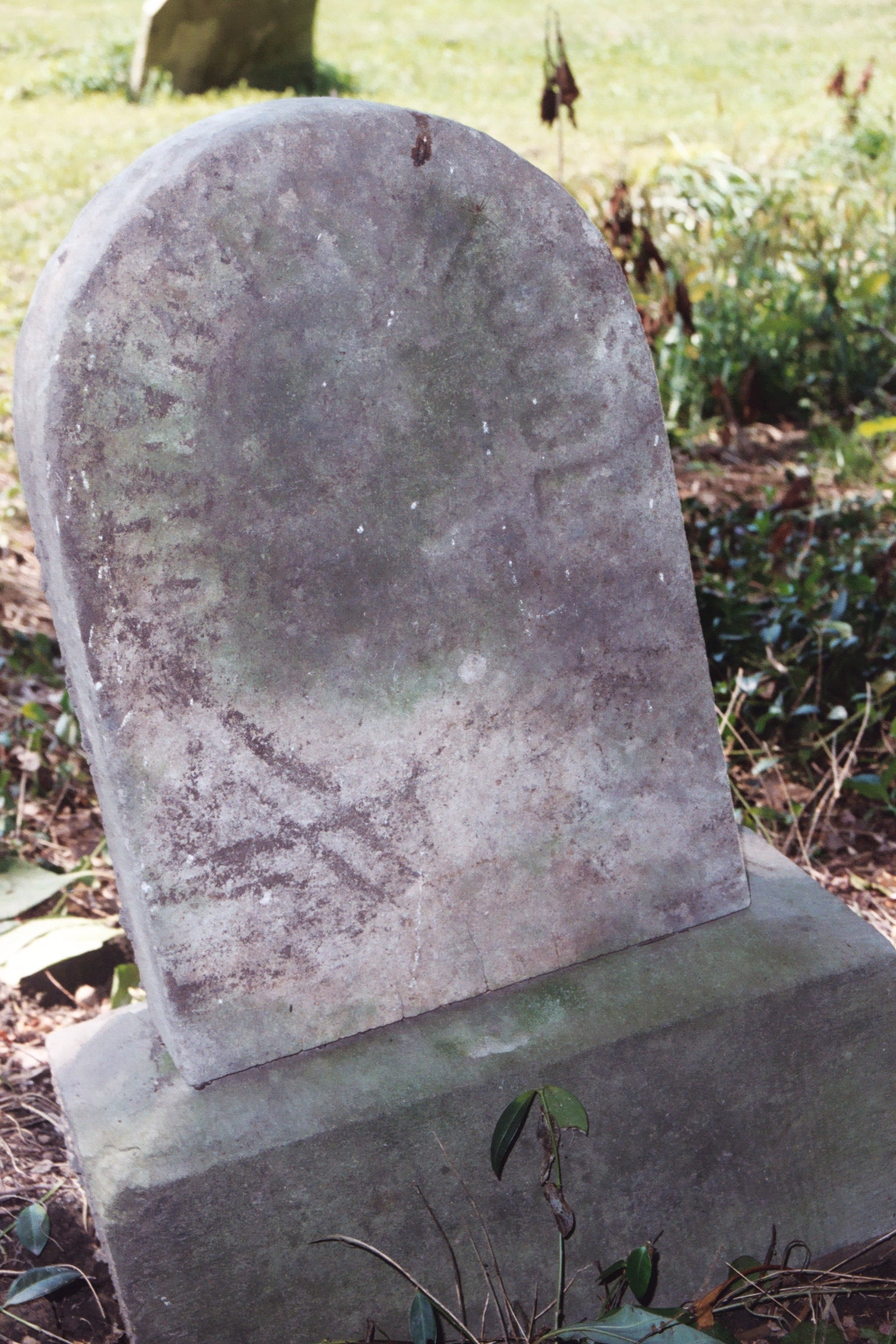 McCool Tomb – St. Clair Cemetery