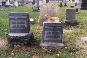 Roseburg Tomb – St. Clair Cemetery