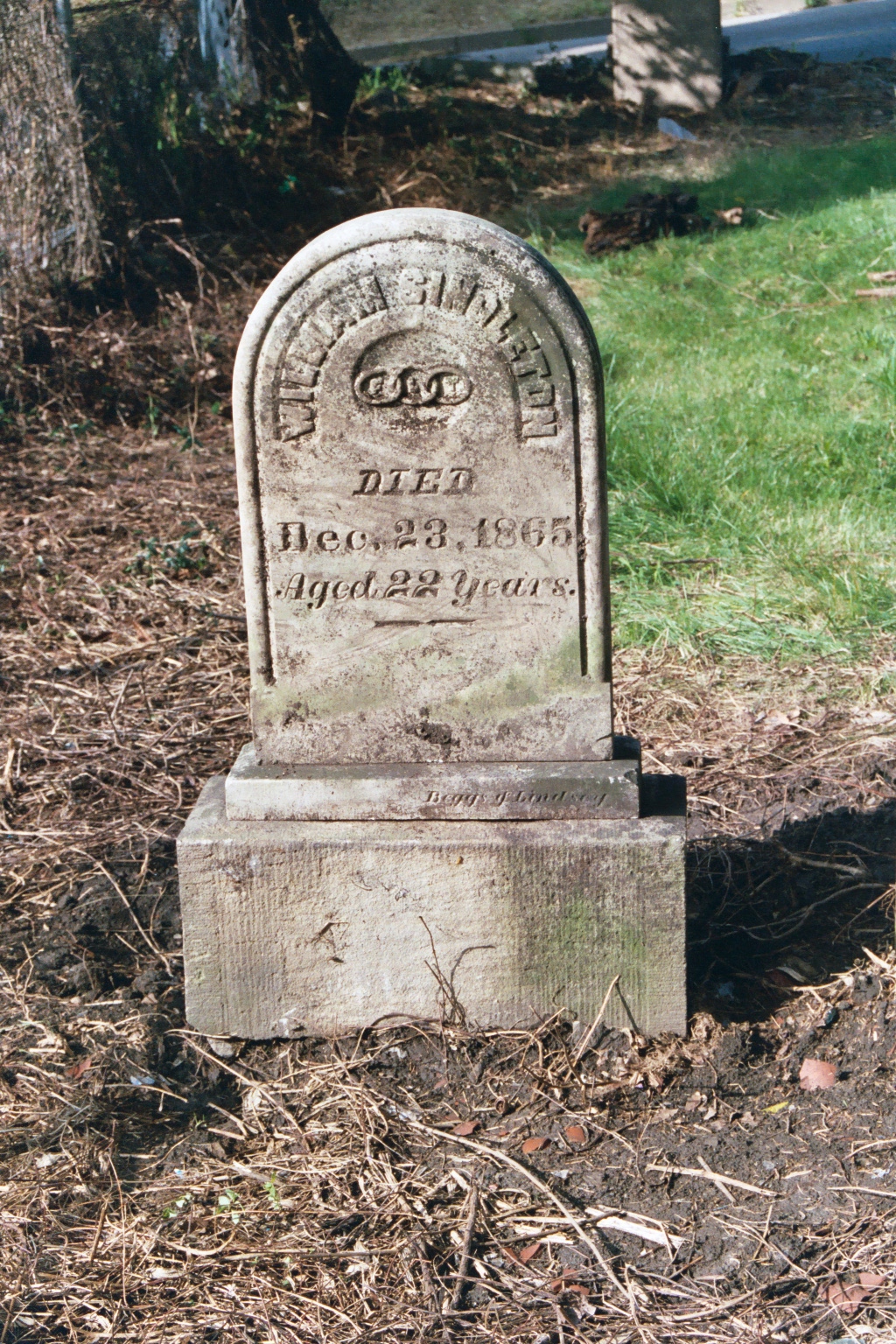 Singleton Tomb – St. Clair Cemetery