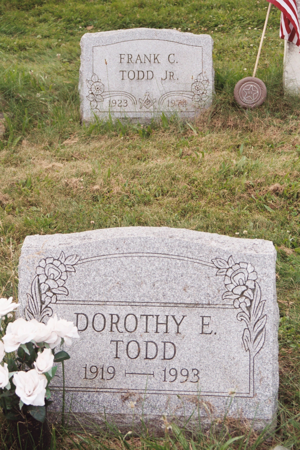 Todd Tomb – St. Clair Cemetery
